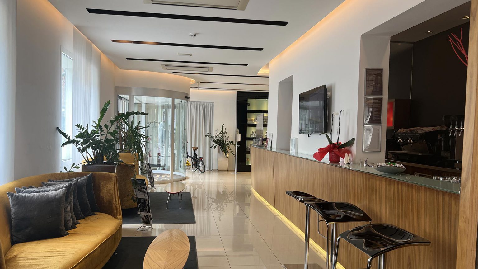 Hotel 4 Stelle Rimini in centro e vicino alla stazione di Rimini ...